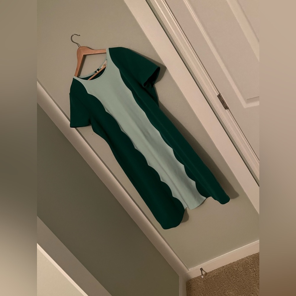 Boden Ruth Ottoman Shift Scallop Dress In Forrest. Si… - Gem